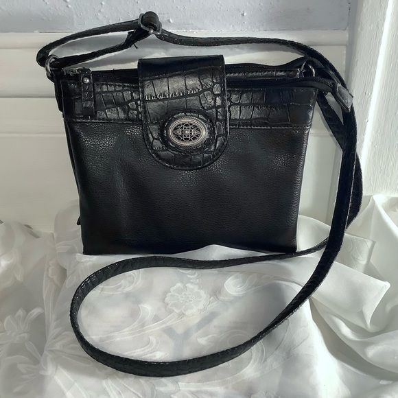 Gal | Bags | Gal 3 Compartment Shoulder Bag Purse Black Faux Leather ...